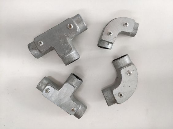 Customize Galvanized Pipe Elbow Electrical Conduit Steel Conduit ...